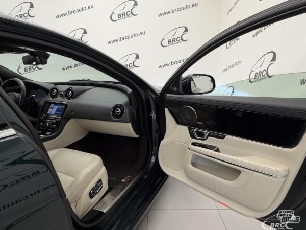 Zaļš Jaguar XJ 2015 Avižieniai, ar dzinēja tilpumu 3.00 L un nobraukumu 111 tūkst. km par 17900 €, foto 8 vietnē AUTOMOTO.COM.LV