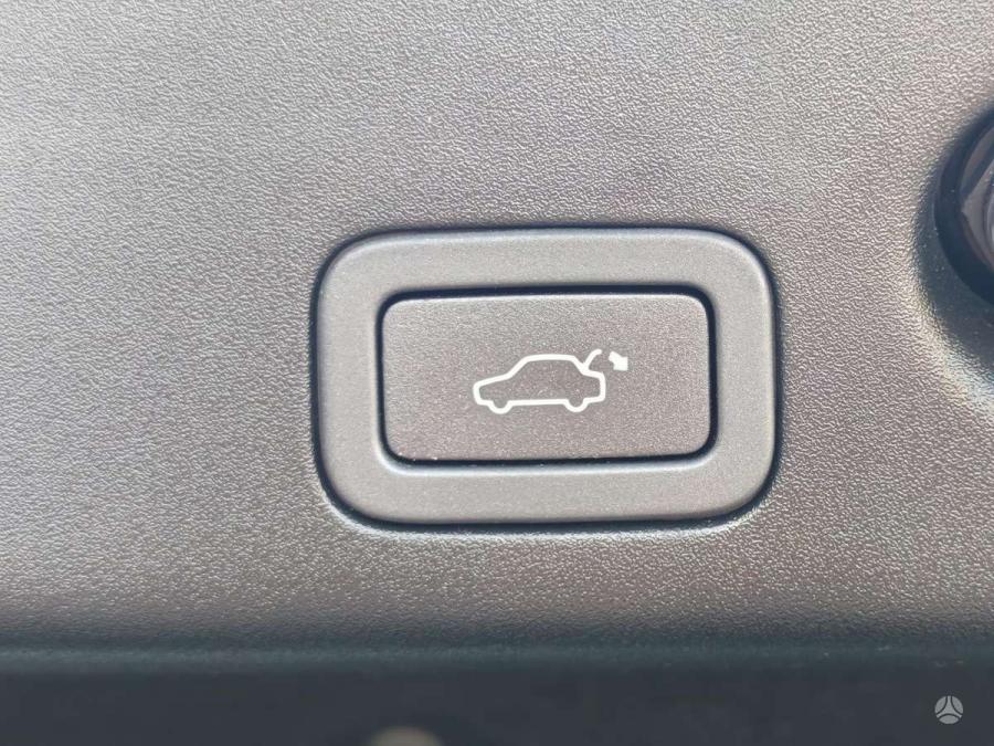 Zaļš Jaguar XJ 2015 Viļņa, ar dzinēja tilpumu 3.00 L un nobraukumu 111 tūkst. km par 15500 €, foto 12 vietnē AUTOMOTO.COM.LV