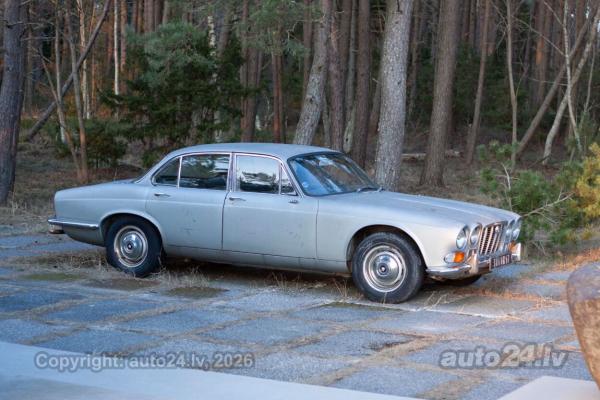 Pelēks Jaguar XJ 1969 Hāpsalu, ar dzinēja tilpumu 4.20 L un nobraukumu 0 tūkst. km par 700 €, foto 3 vietnē AUTOMOTO.COM.LV