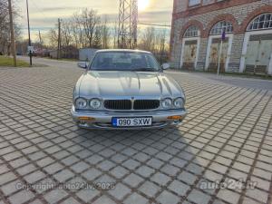 Pelēks Jaguar XJ 1998 Tallina, ar dzinēja tilpumu 3.20 L un nobraukumu 64 tūkst. km par 7500 €, foto 8 vietnē AUTOMOTO.COM.LV