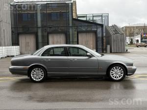 Pelēks Jaguar XJ 2003 Rīga, ar dzinēja tilpumu 4.20 L un nobraukumu 310 tūkst. km par 9800 €, foto 9 vietnē AUTOMOTO.COM.LV
