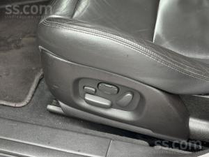 Pelēks Jaguar XJ 2003 Rīga, ar dzinēja tilpumu 4.20 L un nobraukumu 310 tūkst. km par 9800 €, foto 13 vietnē AUTOMOTO.COM.LV
