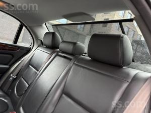 Pelēks Jaguar XJ 2003 Rīga, ar dzinēja tilpumu 4.20 L un nobraukumu 310 tūkst. km par 9800 €, foto 23 vietnē AUTOMOTO.COM.LV