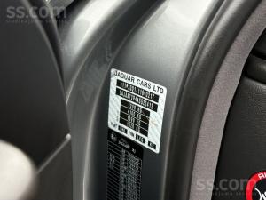 Pelēks Jaguar XJ 2003 Rīga, ar dzinēja tilpumu 4.20 L un nobraukumu 310 tūkst. km par 9800 €, foto 28 vietnē AUTOMOTO.COM.LV