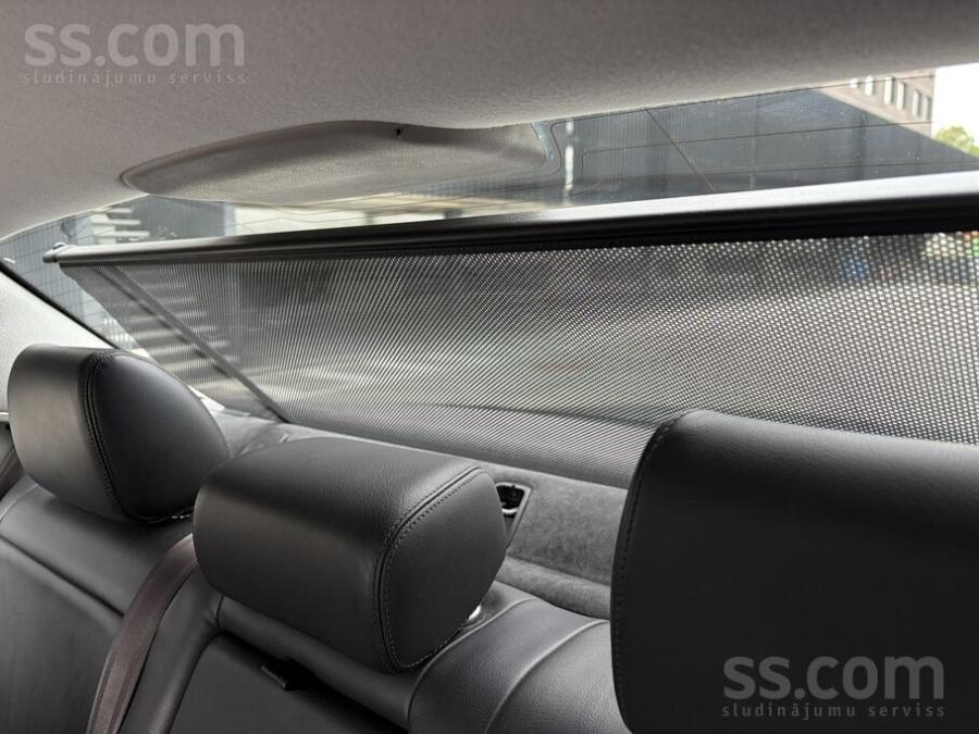 Pelēks Jaguar XJ 2003 Rīga, ar dzinēja tilpumu 4.20 L un nobraukumu 312 tūkst. km par 8100 €, foto 29 vietnē AUTOMOTO.COM.LV