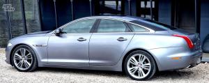 Grey Jaguar XJ 2010 in Kretinga, with an engine capacity of 3.00 L and mileage of 296 thousand km for 84999 €, photo 10 on AUTOMOTO.COM.LV