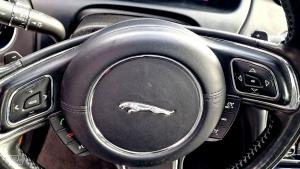 Grey Jaguar XJ 2010 in Kretinga, with an engine capacity of 3.00 L and mileage of 296 thousand km for 84999 €, photo 31 on AUTOMOTO.COM.LV