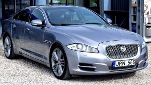 Pelēks Jaguar XJ 2010 Kretinga, ar dzinēja tilpumu 3.00 L un nobraukumu 296 tūkst. km par 7499 €, foto  vietnē AUTOMOTO.COM.LV