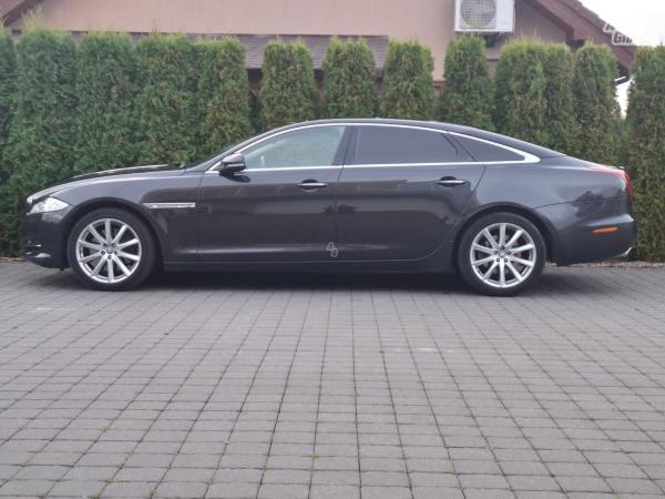 Pelēks Jaguar XJ 2011 Klaipėda, ar dzinēja tilpumu 3.00 L un nobraukumu 280 tūkst. km par 8000 €, foto 5 vietnē AUTOMOTO.COM.LV