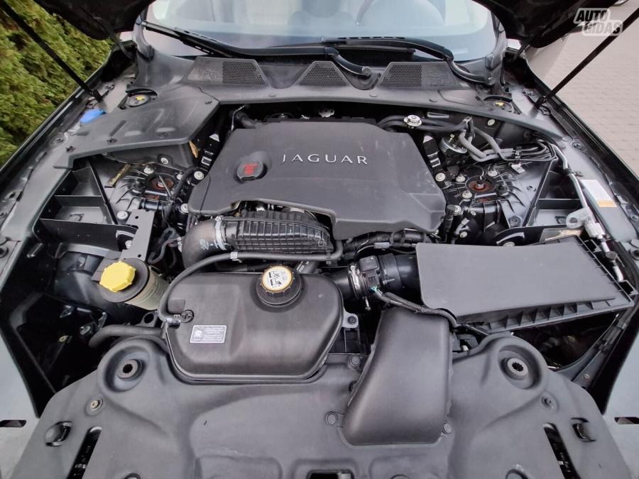 Pelēks Jaguar XJ 2011 Klaipėda, ar dzinēja tilpumu 3.00 L un nobraukumu 280 tūkst. km par 8000 €, foto 14 vietnē AUTOMOTO.COM.LV