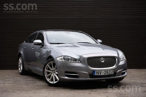 Pelēks Jaguar XJ 2011 Rīga, ar dzinēja tilpumu 3.00 L un nobraukumu 270 tūkst. km par 8990 €, foto 2 vietnē AUTOMOTO.COM.LV