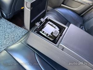 Pelēks Jaguar XJ 2013 Tallina, ar dzinēja tilpumu 0.00 L un nobraukumu 103 tūkst. km par 14500 €, foto 11 vietnē AUTOMOTO.COM.LV