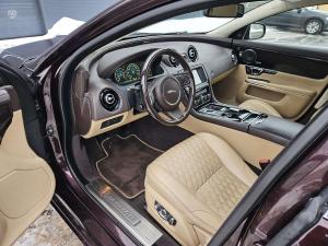 Sarkans Jaguar XJ 2016 Kauņa, ar dzinēja tilpumu 3.00 L un nobraukumu 180 tūkst. km par 8400 €, foto 18 vietnē AUTOMOTO.COM.LV