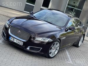 Sarkans Jaguar XJ 2017 Jūrmala, ar dzinēja tilpumu 3.00 L un nobraukumu 0 tūkst. km par 26900 €, foto  vietnē AUTOMOTO.COM.LV