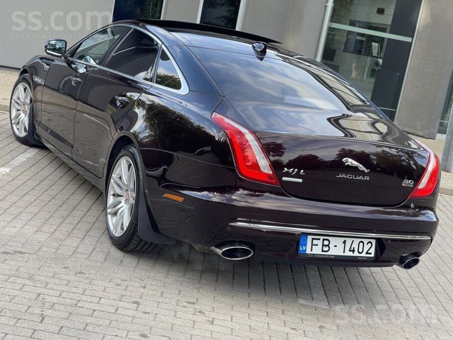 Sarkans Jaguar XJ 2017 Jūrmala, ar dzinēja tilpumu 3.00 L un nobraukumu 0 tūkst. km par 26900 €, foto 5 vietnē AUTOMOTO.COM.LV