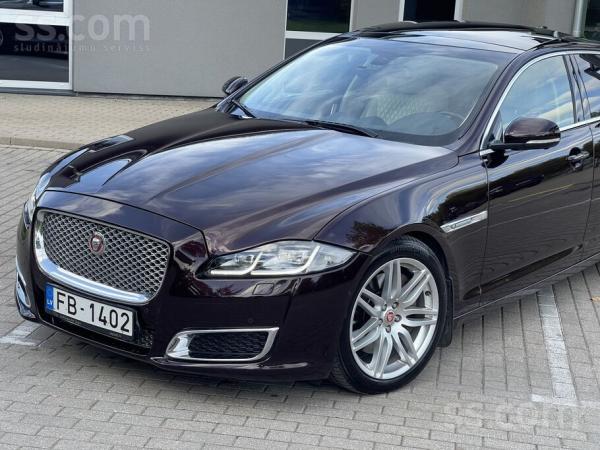 Sarkans Jaguar XJ 2017 Jūrmala, ar dzinēja tilpumu 3.00 L un nobraukumu 0 tūkst. km par 26900 €, foto 10 vietnē AUTOMOTO.COM.LV