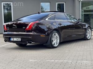 Sarkans Jaguar XJ 2017 Jūrmala, ar dzinēja tilpumu 3.00 L un nobraukumu 0 tūkst. km par 26900 €, foto 14 vietnē AUTOMOTO.COM.LV