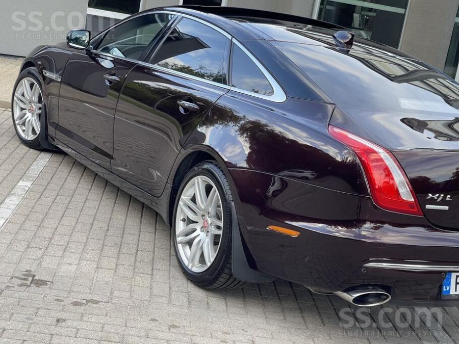 Sarkans Jaguar XJ 2017 Jūrmala, ar dzinēja tilpumu 3.00 L un nobraukumu 0 tūkst. km par 26900 €, foto 15 vietnē AUTOMOTO.COM.LV