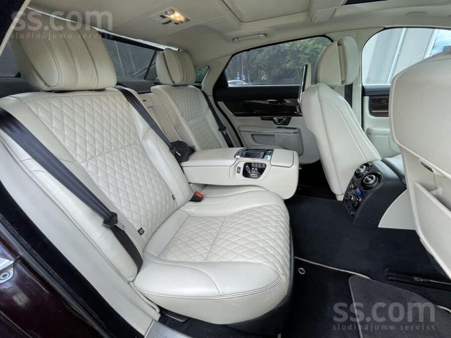 Sarkans Jaguar XJ 2017 Jūrmala, ar dzinēja tilpumu 3.00 L un nobraukumu 0 tūkst. km par 26900 €, foto 26 vietnē AUTOMOTO.COM.LV