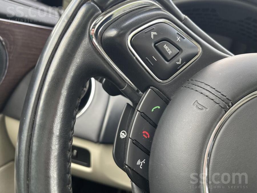 Sarkans Jaguar XJ 2017 Jūrmala, ar dzinēja tilpumu 3.00 L un nobraukumu 0 tūkst. km par 26900 €, foto 35 vietnē AUTOMOTO.COM.LV