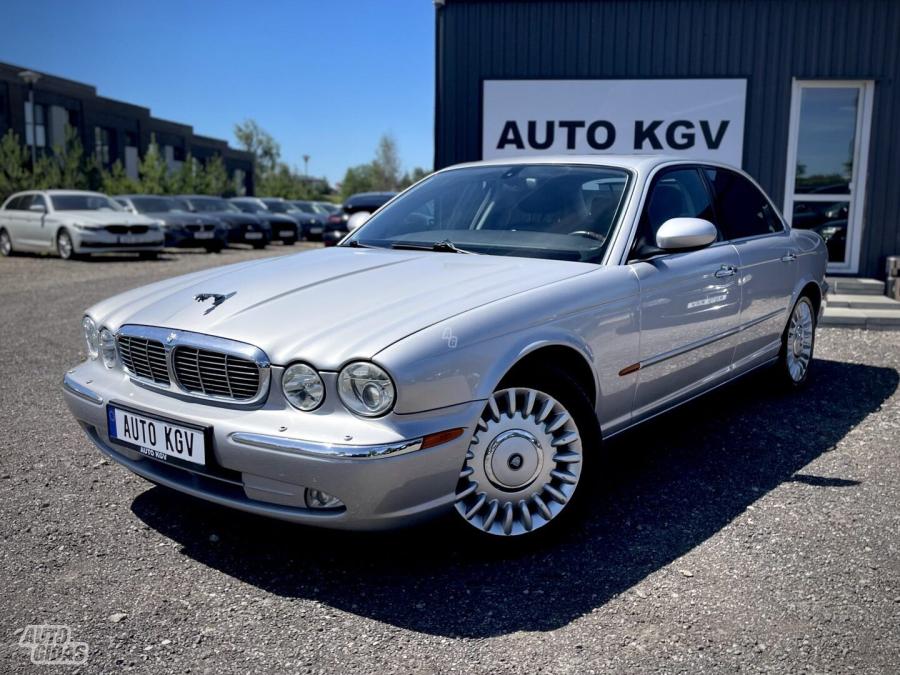 Jaguar XJ 2003 in Vilnius, with an engine capacity of 4.20 L and mileage of 278 thousand km for 4750 €, photo 1 on AUTOMOTO.COM.LV