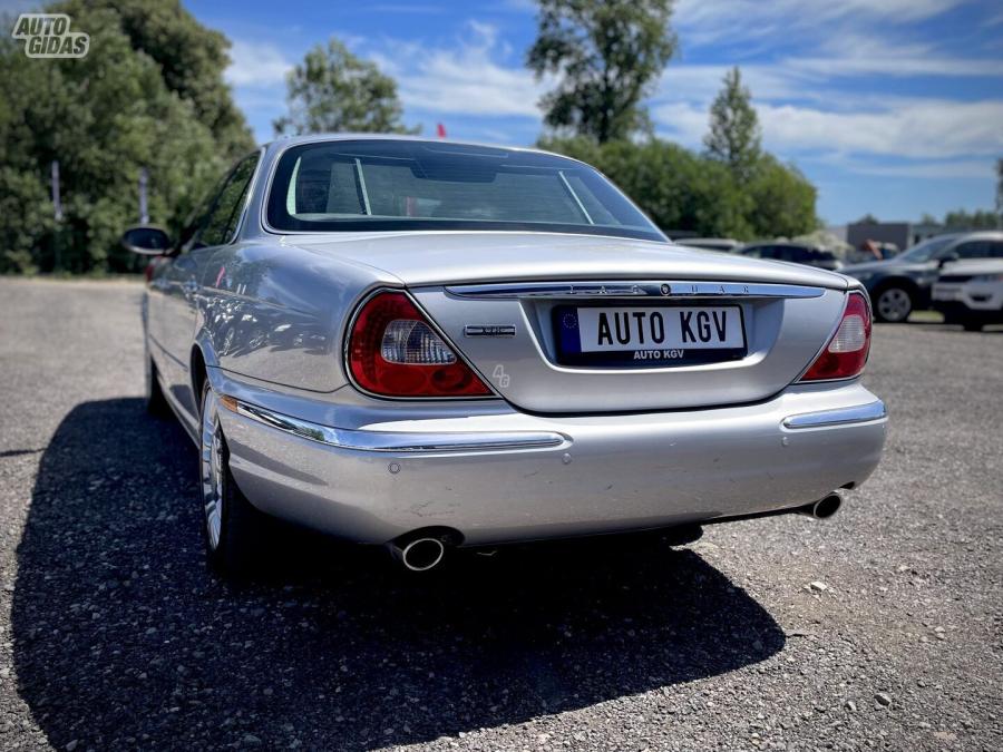 Jaguar XJ 2003 in Vilnius, with an engine capacity of 4.20 L and mileage of 278 thousand km for 4750 €, photo 5 on AUTOMOTO.COM.LV