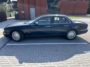 Jaguar XJ 2006 Viļņa, ar dzinēja tilpumu 2.72 L un nobraukumu 249 tūkst. km par 15600 €, foto 4 vietnē AUTOMOTO.COM.LV