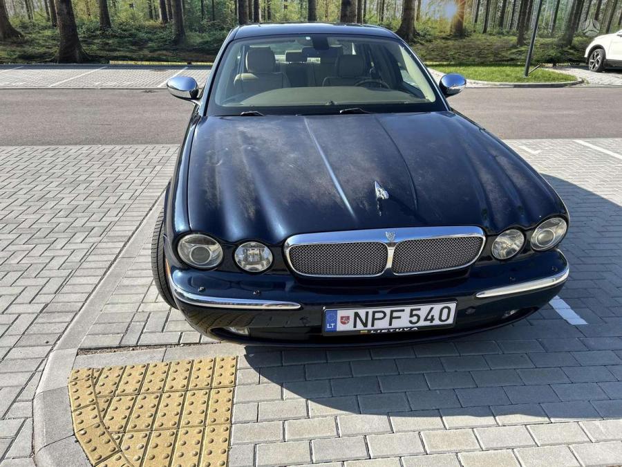 Jaguar XJ 2006 Viļņa, ar dzinēja tilpumu 2.72 L un nobraukumu 249 tūkst. km par 15600 €, foto 5 vietnē AUTOMOTO.COM.LV