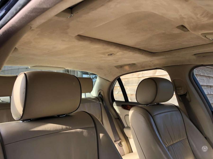 Jaguar XJ 2006 Viļņa, ar dzinēja tilpumu 2.72 L un nobraukumu 249 tūkst. km par 15600 €, foto 8 vietnē AUTOMOTO.COM.LV