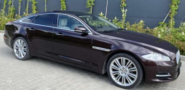 Jaguar XJ 2011 in Vilnius, with an engine capacity of 3.00 L and mileage of 211 thousand km for 9999 €, photo 5 on AUTOMOTO.COM.LV