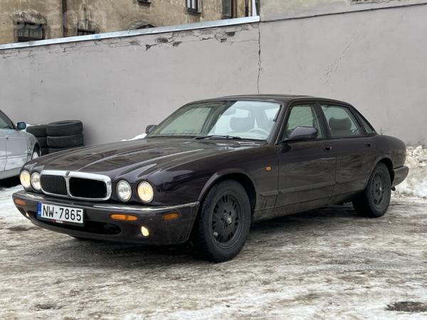 Фиолетовый Ягуар Икс Джей 1999 в Рига, объемом двигателя 3.20 л и пробегом 268 тыс. км за 2290 €, фото 3 на AUTOMOTO.COM.LV
