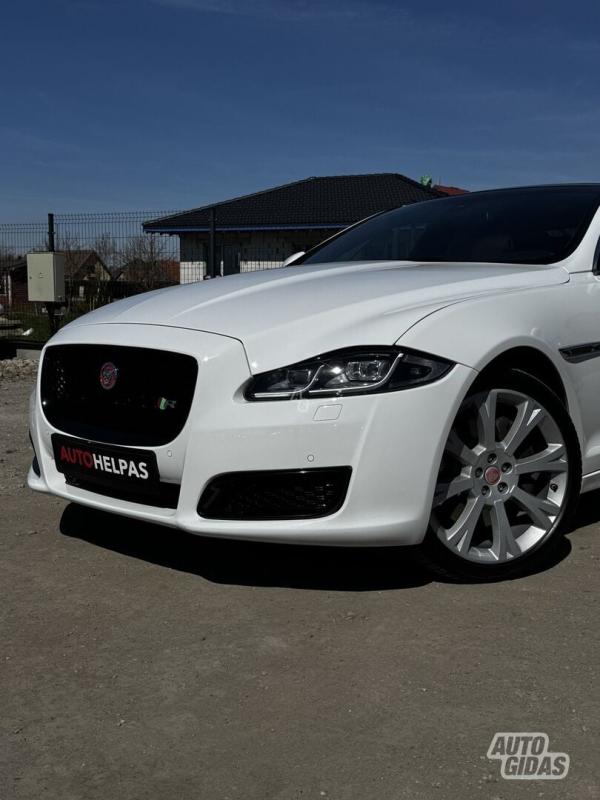 Balts Jaguar XJ 2015 Klaipėda, ar dzinēja tilpumu 3.00 L un nobraukumu 120 tūkst. km par 14750 €, foto 2 vietnē AUTOMOTO.COM.LV