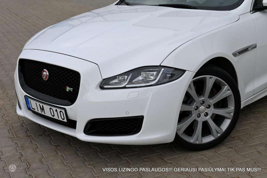 White Jaguar XJ 2015 in Kretinga, with an engine capacity of 3.00 L and mileage of 120 thousand km for 12699 €, photo 5 on AUTOMOTO.COM.LV