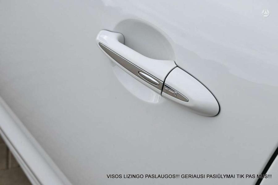 White Jaguar XJ 2015 in Kretinga, with an engine capacity of 3.00 L and mileage of 120 thousand km for 12699 €, photo 14 on AUTOMOTO.COM.LV
