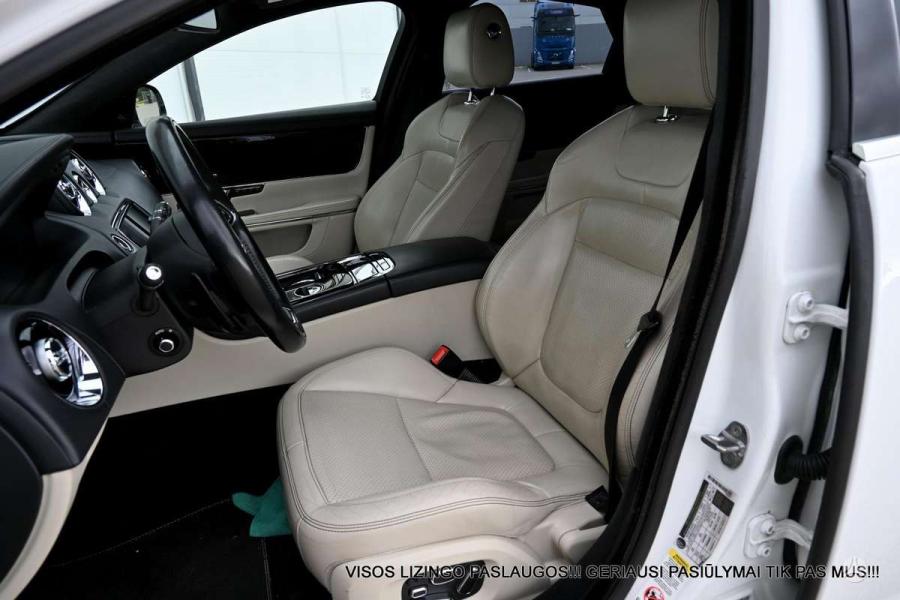 White Jaguar XJ 2015 in Kretinga, with an engine capacity of 3.00 L and mileage of 120 thousand km for 12699 €, photo 21 on AUTOMOTO.COM.LV