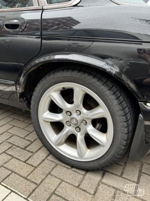 Melns Jaguar XJR 2001 Viļņa, ar dzinēja tilpumu 4.00 L un nobraukumu 100 tūkst. km par 2990 €, foto 9 vietnē AUTOMOTO.COM.LV