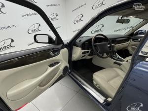 Синий Ягуар ХЖР 1998 в Авиженяй, объемом двигателя 4.00 л и пробегом 191 тыс. км за 7900 €, фото 19 на AUTOMOTO.COM.LV
