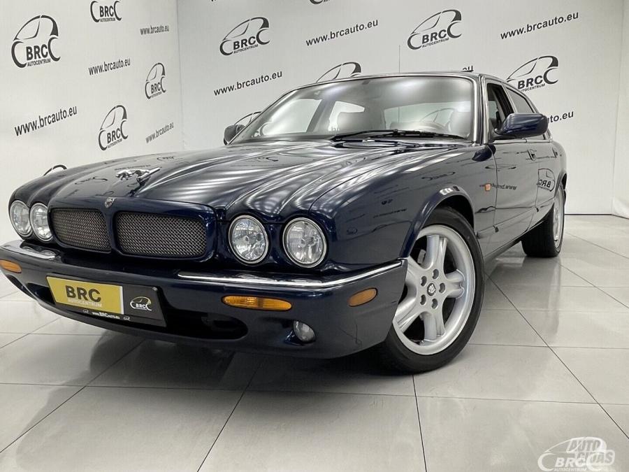 Синий Ягуар ХЖР 1998 в Авиженяй, объемом двигателя 4.00 л и пробегом 191 тыс. км за 7900 €, фото 38 на AUTOMOTO.COM.LV