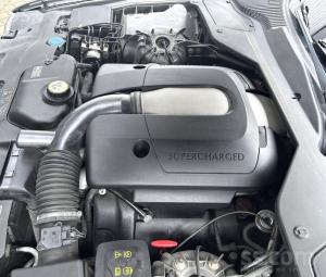 Grey Jaguar XJR 2004 in Riga, with an engine capacity of 4.20 L and mileage of 235 thousand km for 15900 €, photo 12 on AUTOMOTO.COM.LV