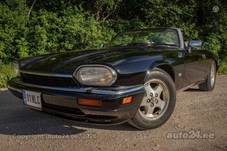 Черный Ягуар ХЖС 1995 в Таллин, объемом двигателя 3.98 л и пробегом 123 тыс. км за 17200 €, фото 5 на AUTOMOTO.COM.LV
