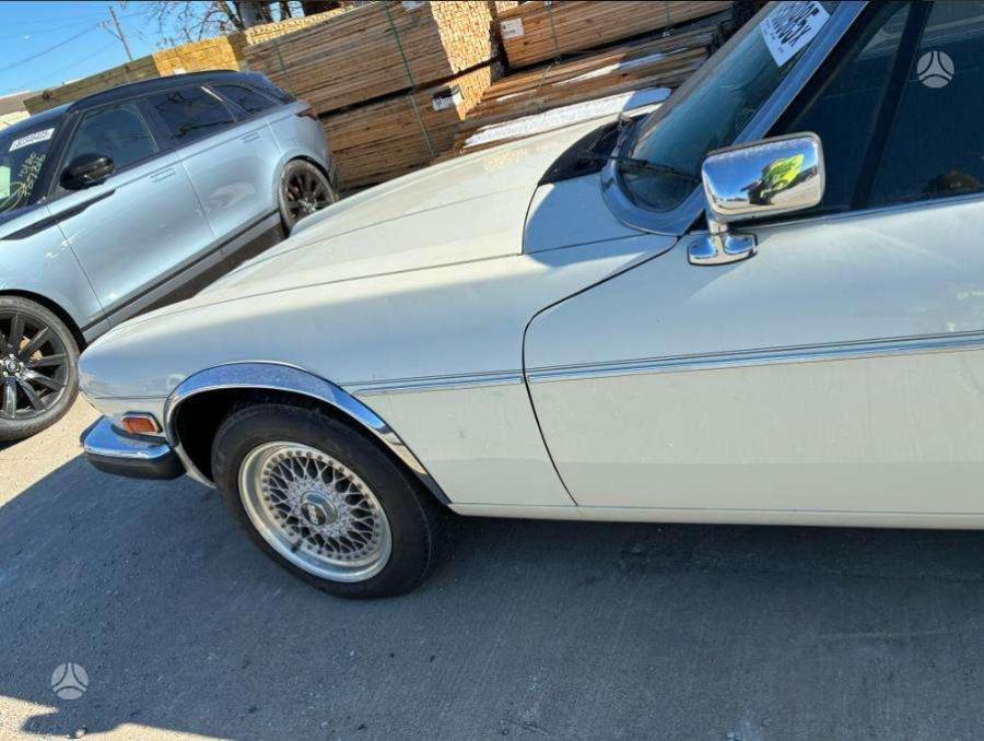 Balts Jaguar XJS 1988 Viļņa, ar dzinēja tilpumu 0.00 L un nobraukumu 45 tūkst. km par 12500 €, foto 13 vietnē AUTOMOTO.COM.LV