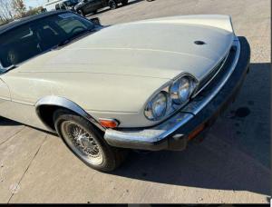 Balts Jaguar XJS 1988 Viļņa, ar dzinēja tilpumu 0.00 L un nobraukumu 45 tūkst. km par 12500 €, foto 15 vietnē AUTOMOTO.COM.LV
