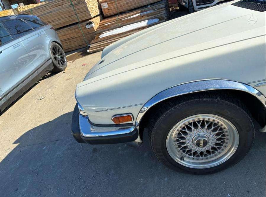 Balts Jaguar XJS 1988 Viļņa, ar dzinēja tilpumu 0.00 L un nobraukumu 45 tūkst. km par 12500 €, foto 14 vietnē AUTOMOTO.COM.LV