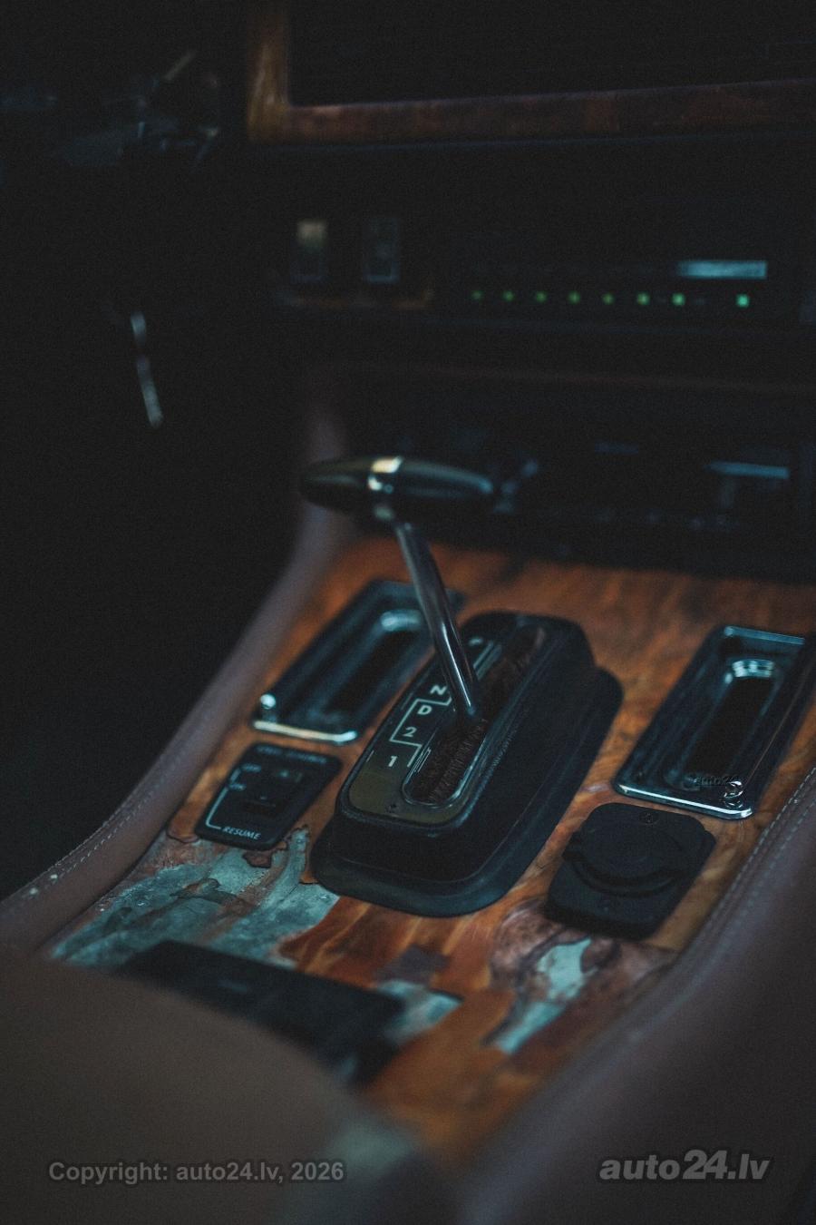 Balts Jaguar XJS 1989 Jegeva, ar dzinēja tilpumu 5.30 L un nobraukumu 224 tūkst. km par 11000 €, foto 17 vietnē AUTOMOTO.COM.LV