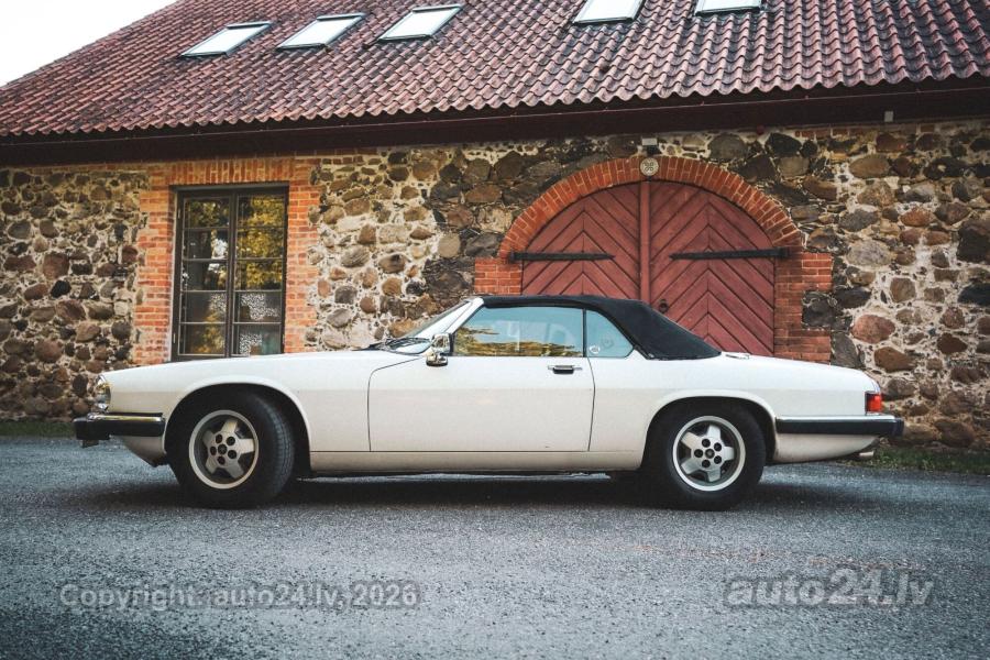 Balts Jaguar XJS 1989 Jegeva, ar dzinēja tilpumu 5.30 L un nobraukumu 224 tūkst. km par 11000 €, foto 22 vietnē AUTOMOTO.COM.LV