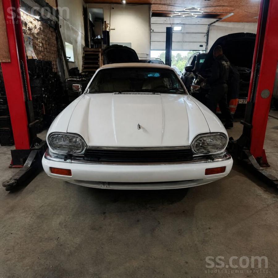 Balts Jaguar XJS 1994 Rīga, ar dzinēja tilpumu 4.00 L un nobraukumu 75 tūkst. km par 10900 €, foto 1 vietnē AUTOMOTO.COM.LV