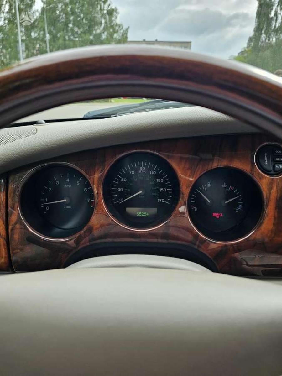 Коричневый Ягуар XK 8 1999 в Вильнюс, объемом двигателя 4.00 л и пробегом 89 тыс. км за 13600 €, фото 6 на AUTOMOTO.COM.LV