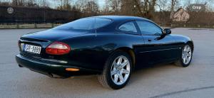 Zaļš Jaguar XK 8 1998 Rīga, ar dzinēja tilpumu 4.00 L un nobraukumu 295 tūkst. km par 10350 €, foto 3 vietnē AUTOMOTO.COM.LV