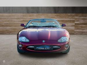 Красный Ягуар XK 8 1997 в Шяуляй, объемом двигателя 4.00 л и пробегом 108 тыс. км за 9500 €, фото 3 на AUTOMOTO.COM.LV