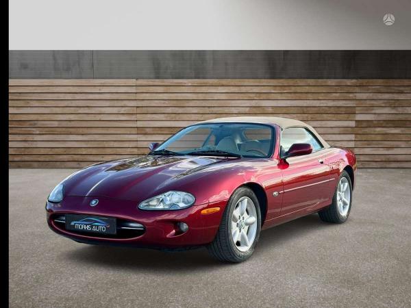 Красный Ягуар XK 8 1997 в Шяуляй, объемом двигателя 4.00 л и пробегом 108 тыс. км за 9500 €, фото 7 на AUTOMOTO.COM.LV